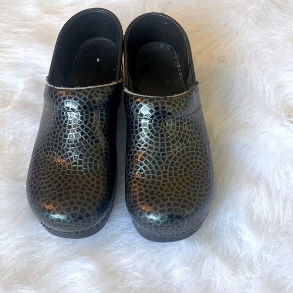 Dansko | Shoes | Dansko Clogs Size 4 | Poshmark